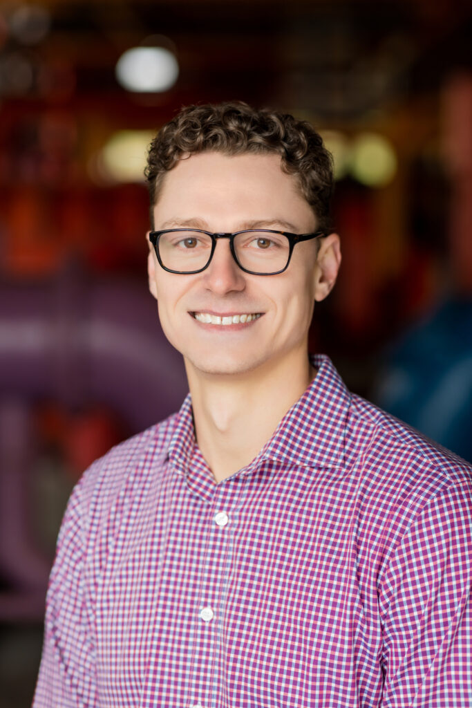 About Us: More than 20 Years of Experience - Community Attributes